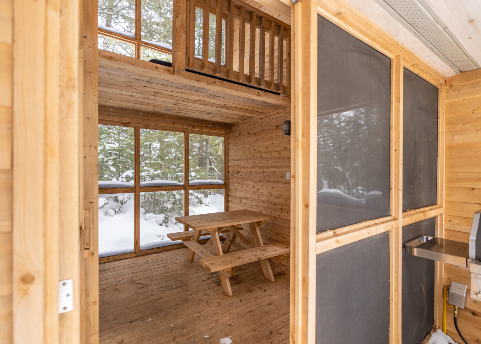 Refuge pour 4 Laurentides – Parc régional du Poisson Blanc