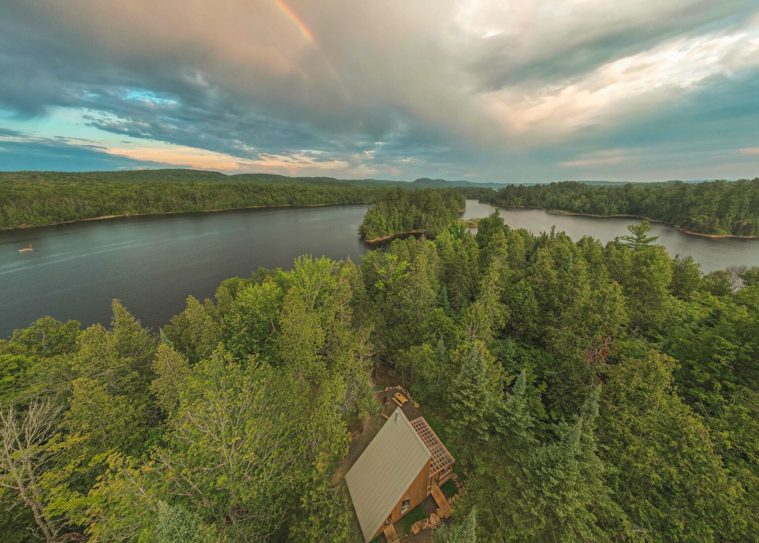 Refuge pour 4 Laurentides – Parc régional du Poisson Blanc